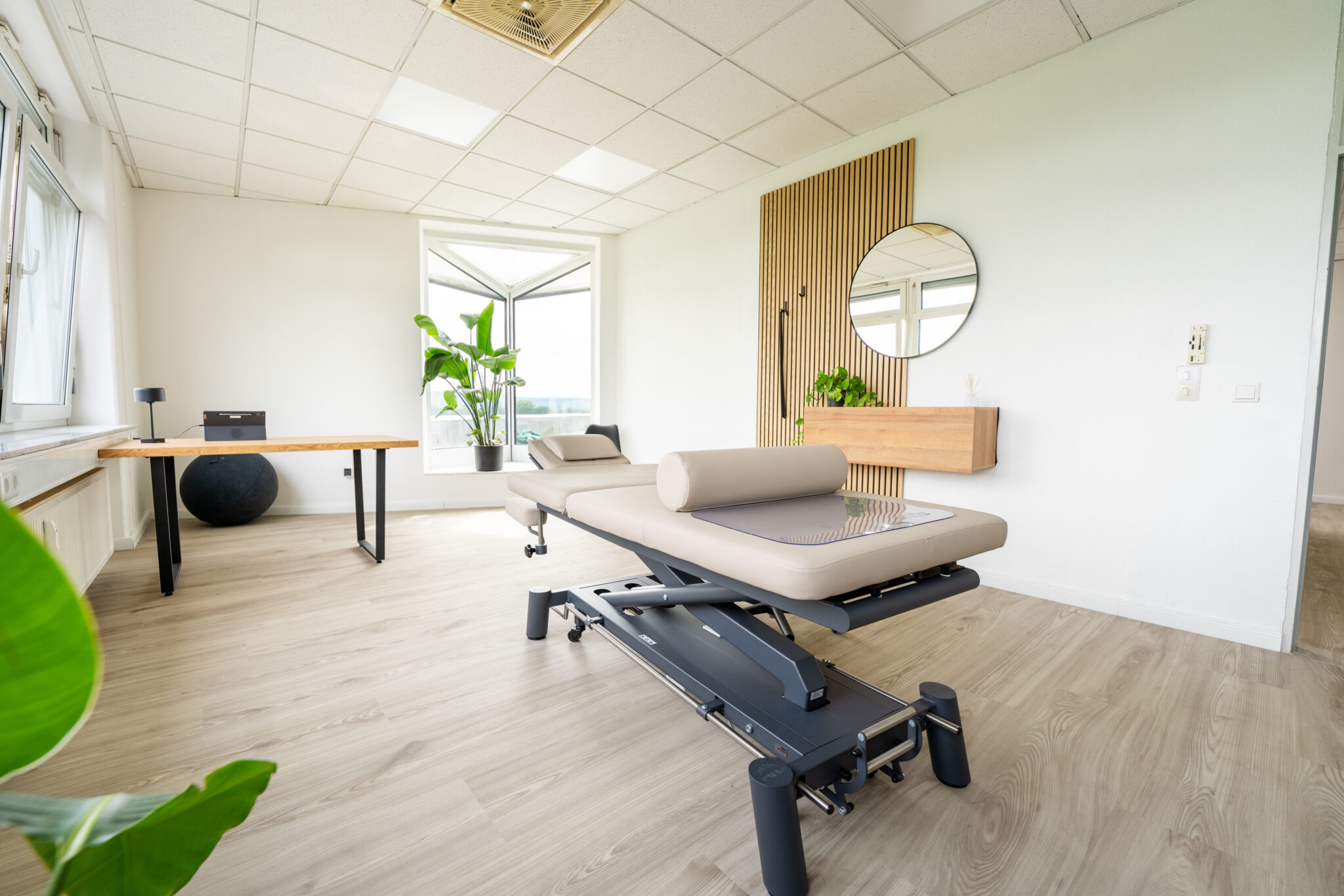 Startseite - Physio E4 - Therapie & Reha